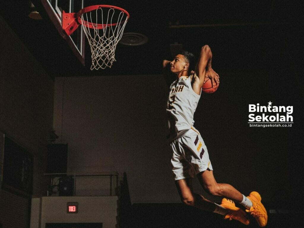 Bola Basket: Pengertian, Sejarah, Teknik Dasar dan Peraturan ...